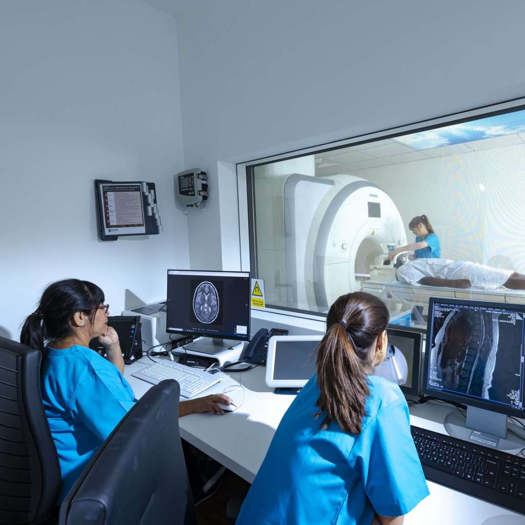 Refer for Private MRI & Ultrasound | London | medneo UK
